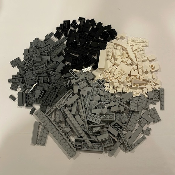Lego | Toys | Lego Blocks 25 Pieces In White Light Gray Dark Gray And ...